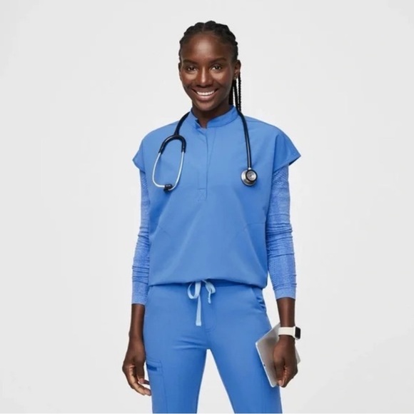 Figs | Tops | Figs Rafaela Oversized Scrub Top Capri Blue Medium | Poshmark